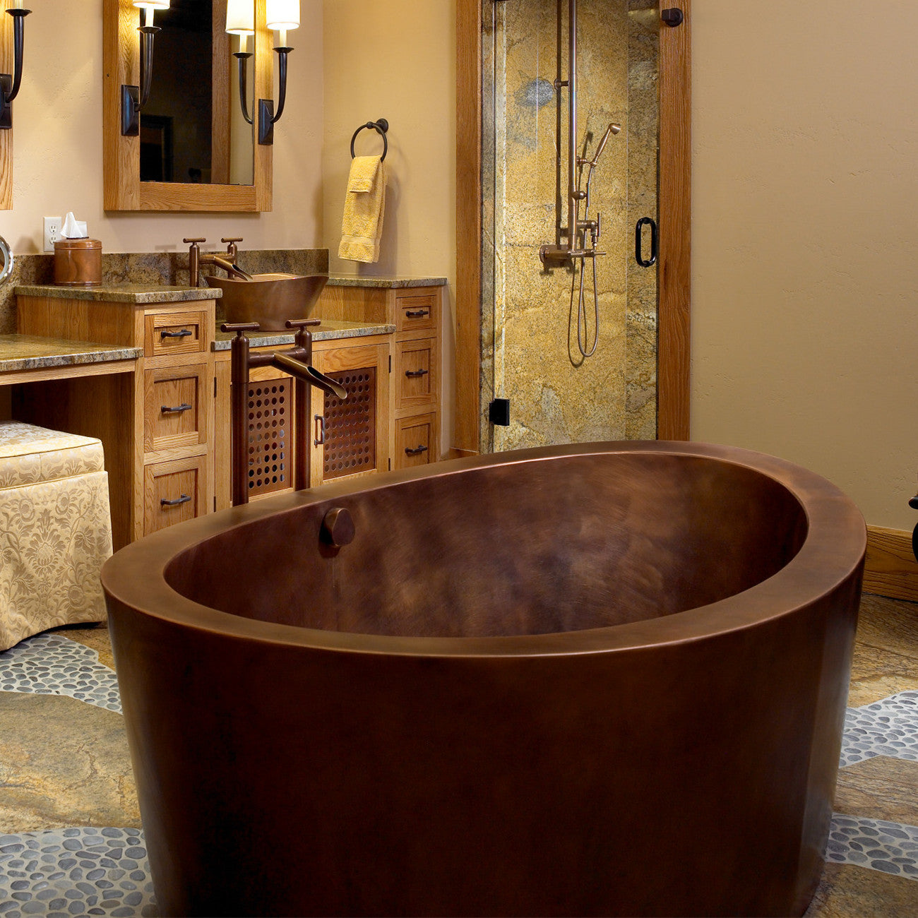 Akicon Vessel Hammered Copper Bath Tub